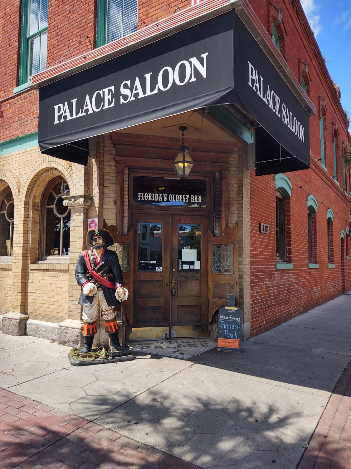Solve Fernandina Beach oldest saloon in Florida jigsaw puzzle online ...