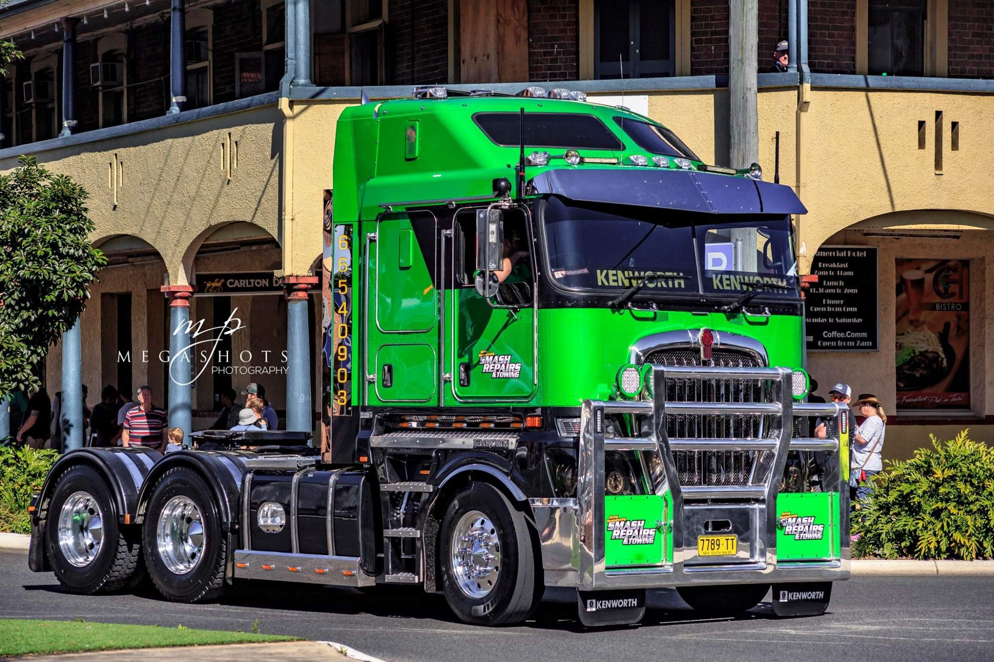 Solve Clean and Green COE KW_01 jigsaw puzzle online with 600 pieces