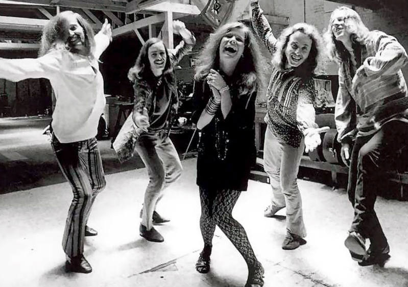 Solve Today in Music History-April 4, 1970 jigsaw puzzle online with 12 ...