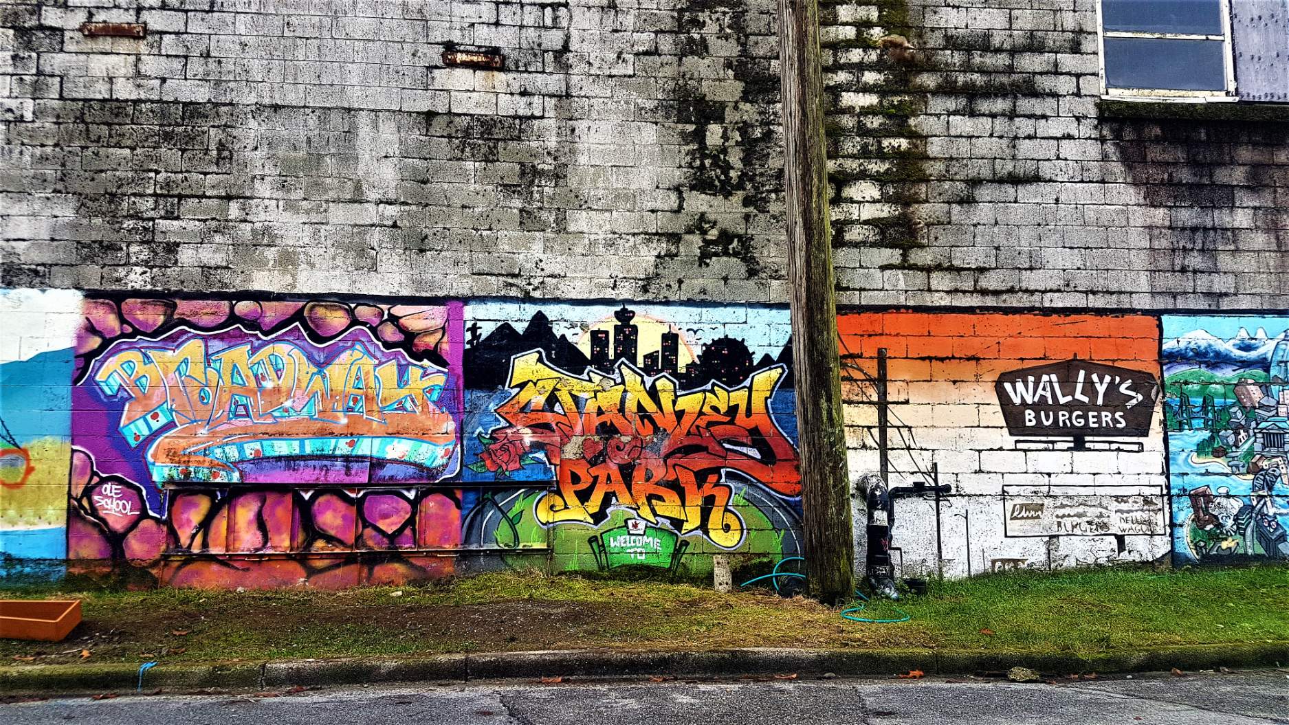 Solve Graffiti jigsaw puzzle online with 120 pieces