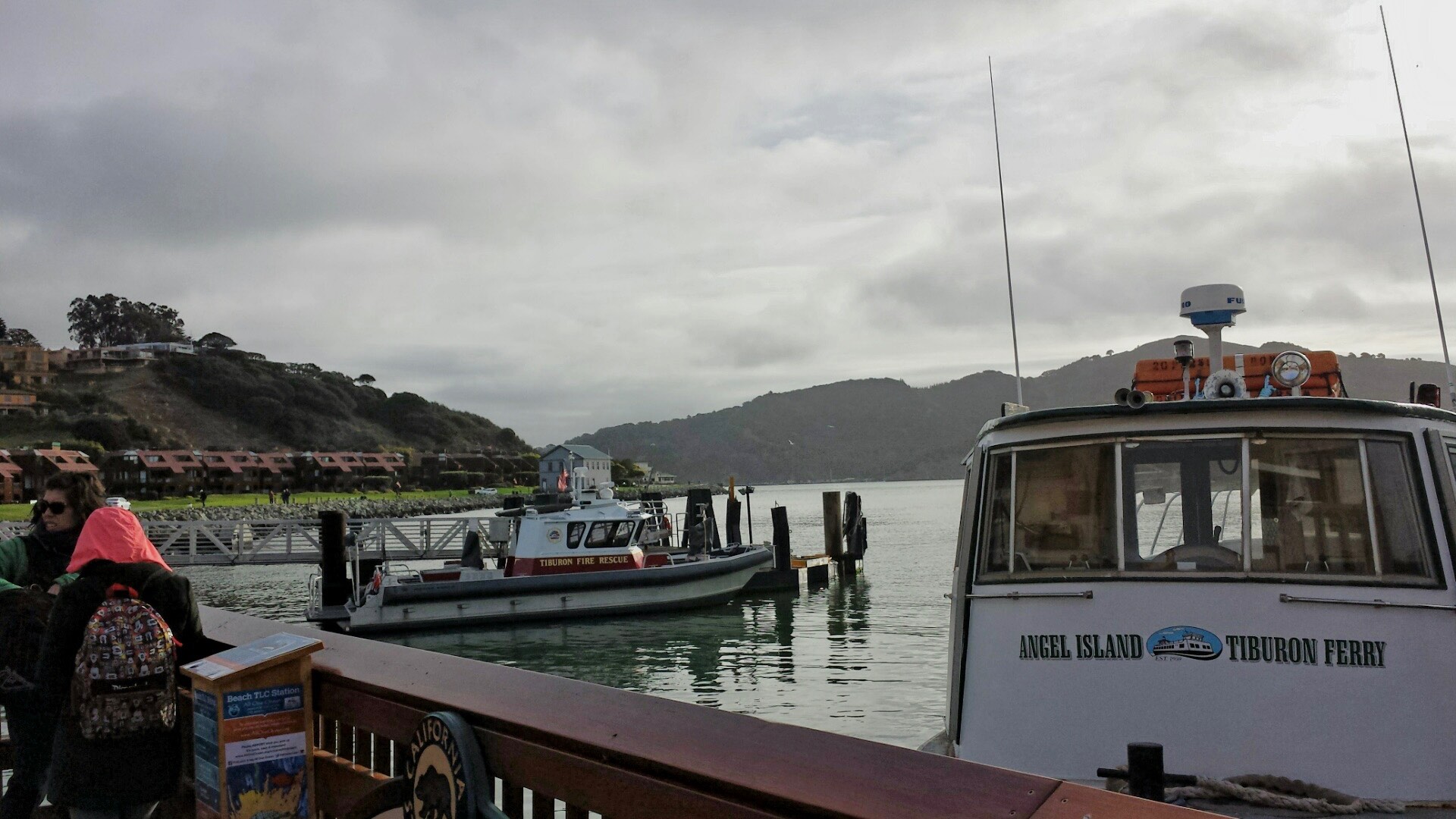 Solve Angel Island ferry jigsaw puzzle online with 252 pieces