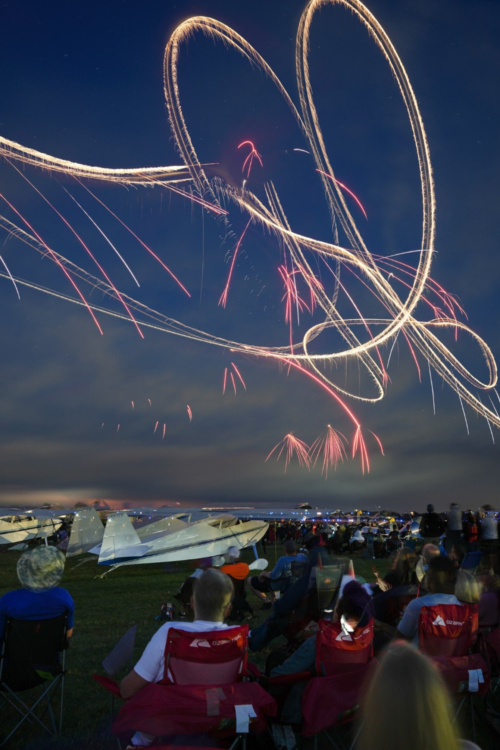 Solve NIGHT TIME DRONE AIR SHOW AT EAA IN OSHKOSH WI jigsaw puzzle ...