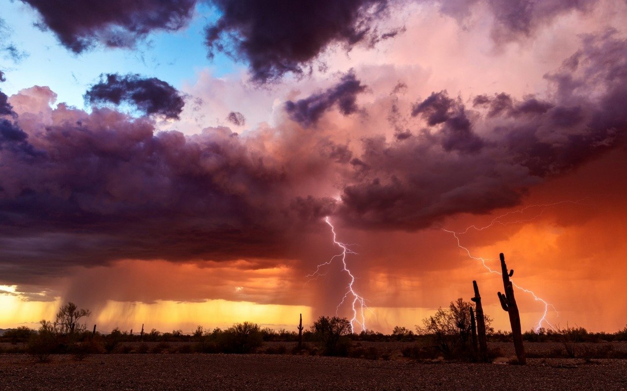 Solve Lightning Strike in the Arizona Desert jigsaw puzzle online with ...