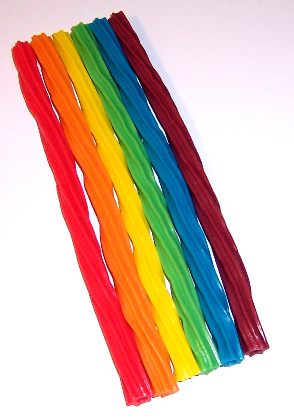 Solve Rainbow_licorice_candy jigsaw puzzle online with 126 pieces