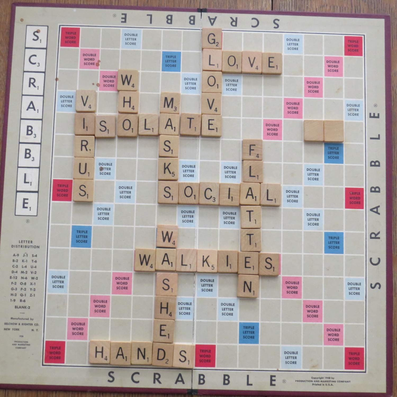 Solve Scrabble jigsaw puzzle online with 144 pieces