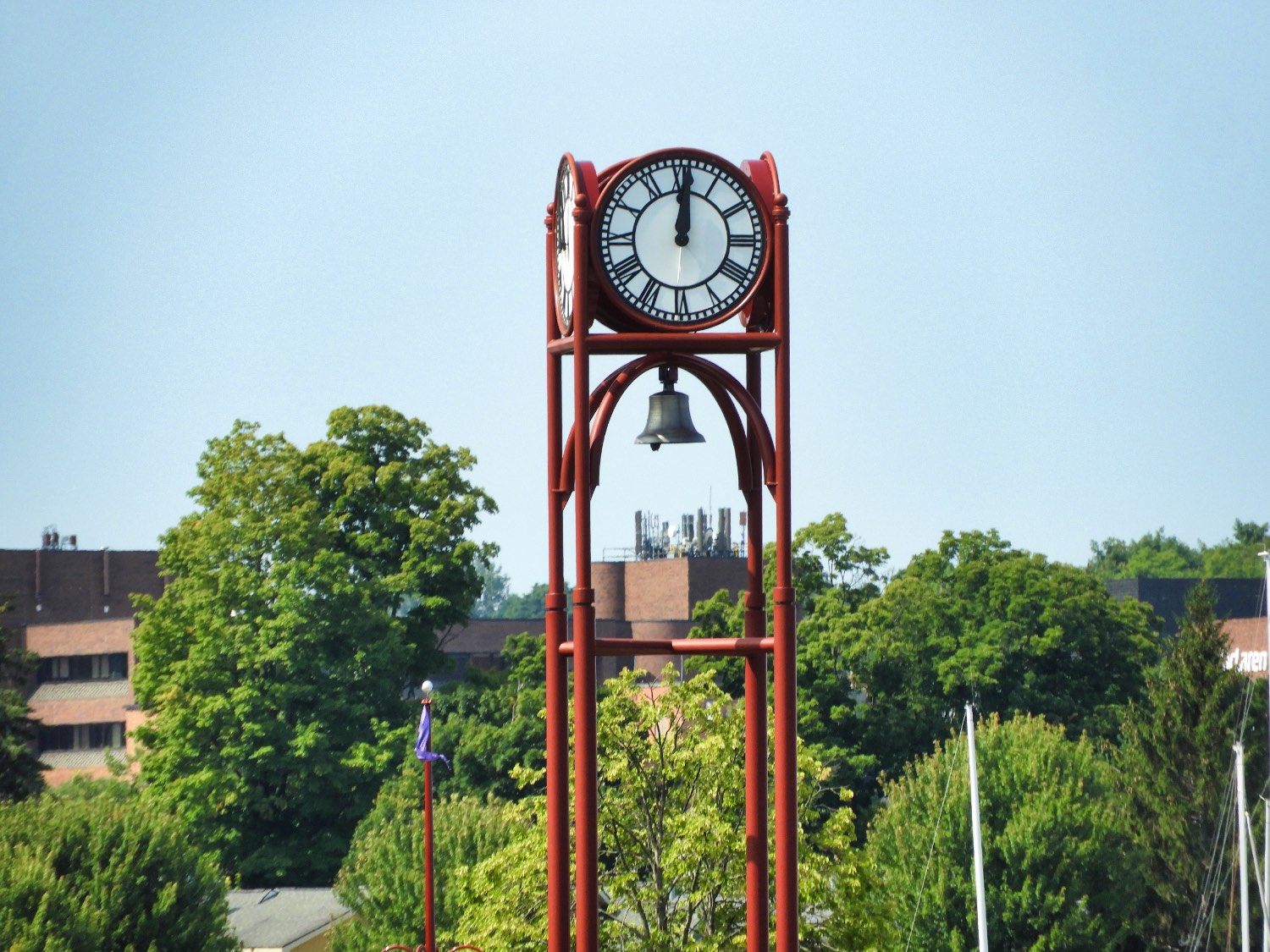 Solve The clock struck 12, so I took a picture of it!! jigsaw puzzle ...