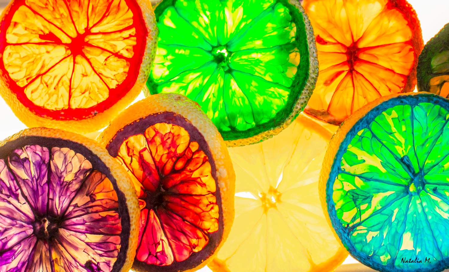 Solve Lime by Natalia Moreno jigsaw puzzle online with 77 pieces