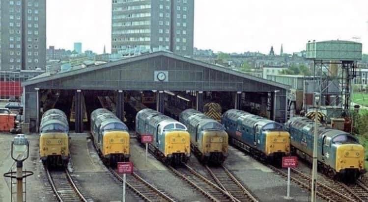 Solve Deltics!!!!!! jigsaw puzzle online with 84 pieces