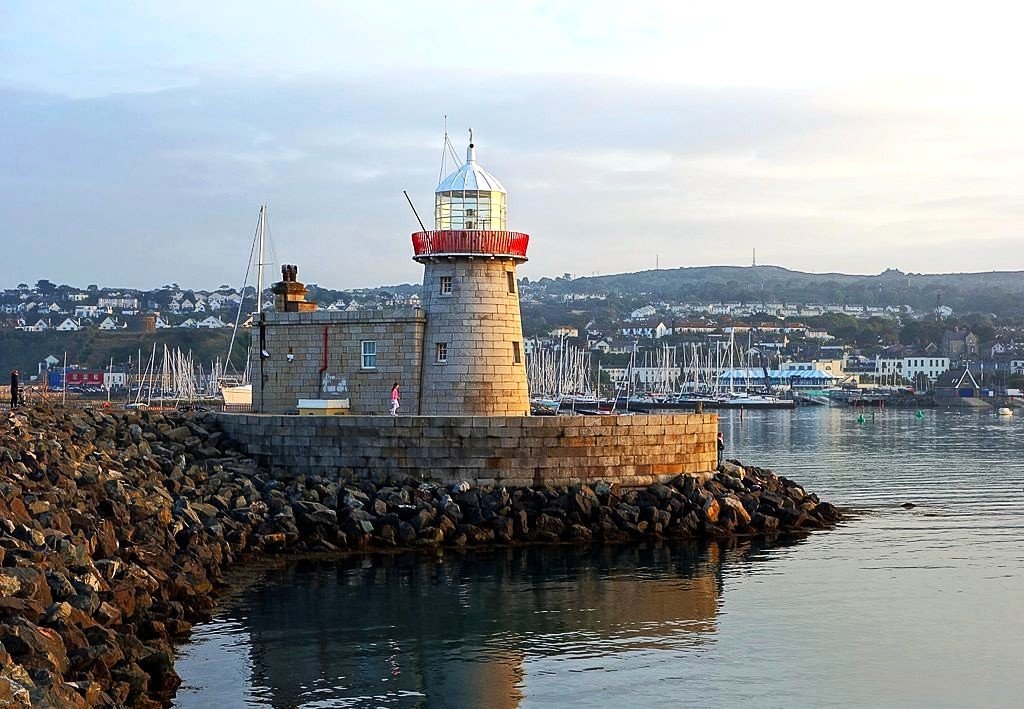Solve Howth Harbour Lighthouse, East Pier, Howth, Fingal, Ireland ...
