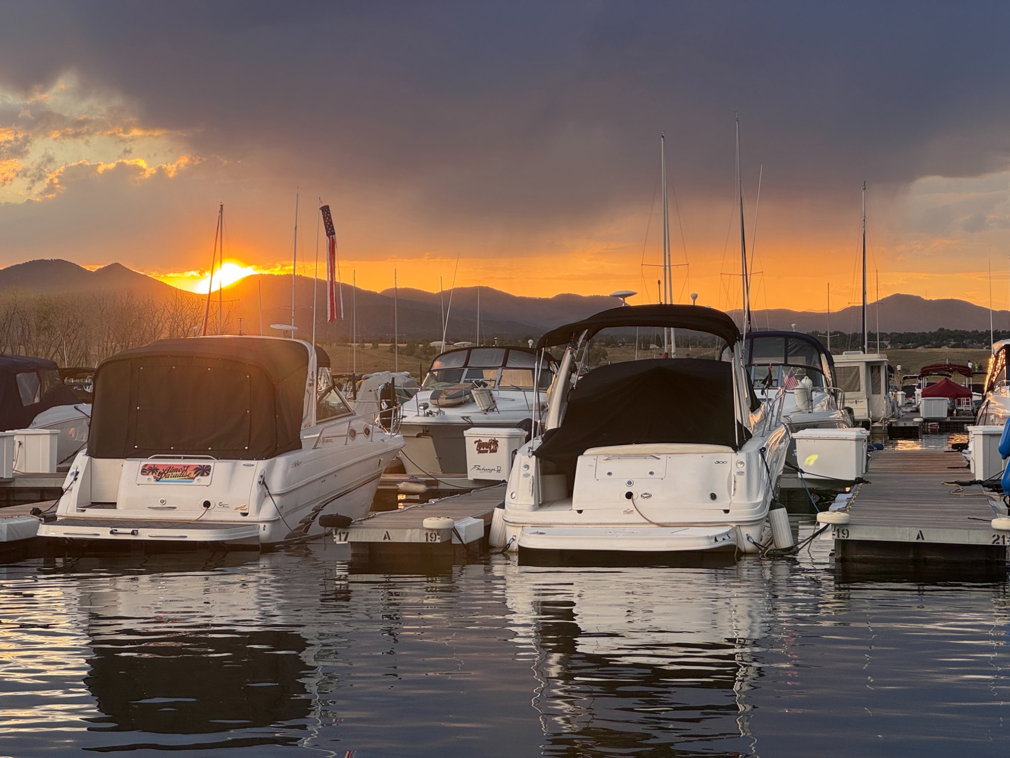 Solve Chatfield Marina Colorado jigsaw puzzle online with 396 pieces