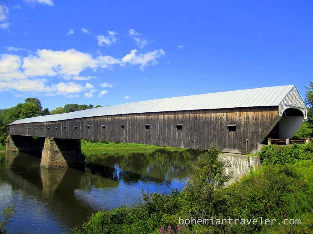 Solve Cornish-Windsor Covered Bridge jigsaw puzzle online with 35 pieces