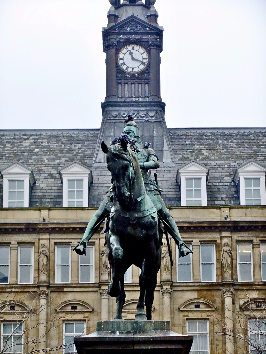 Solve Black Prince & The Old Post Office Building jigsaw puzzle online ...
