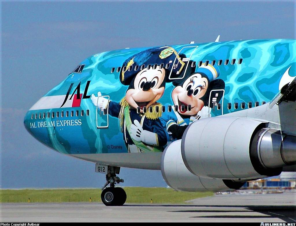 Solve Jet Airliner Art- Mickey and Minnie jigsaw puzzle online with 108 ...