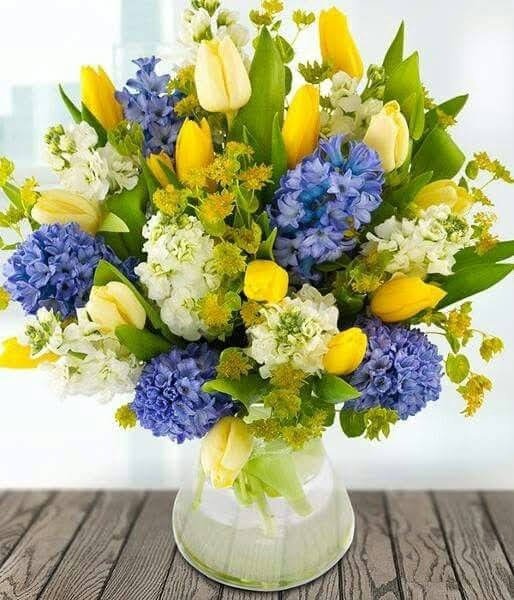 Solve Happiness is...Spring Burst ! jigsaw puzzle online with 30 pieces