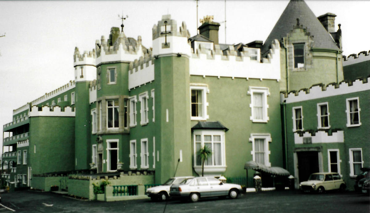 Solve Fitzpatrick Castle Hotel, Dublin, Ireland jigsaw puzzle online ...