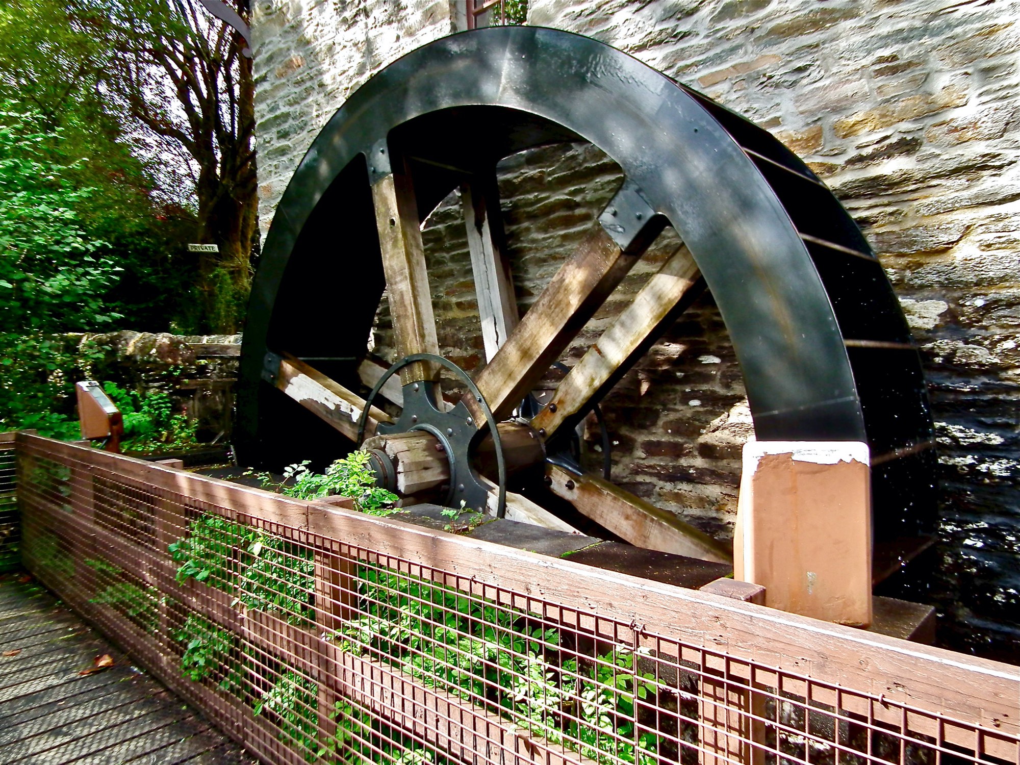 Solve The Old Mill Waterwheel, Killin. Scotland jigsaw puzzle online ...