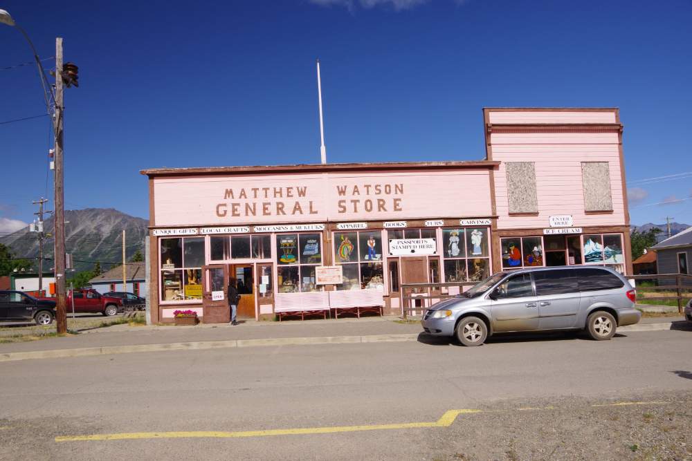 Solve Matthew Watson General Store jigsaw puzzle online with 12 pieces