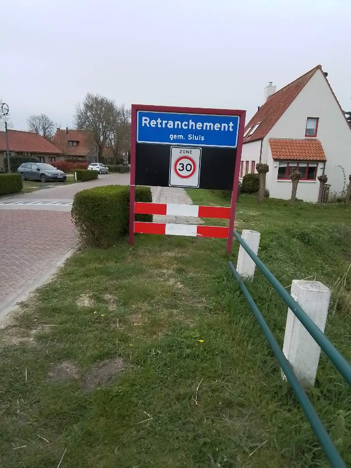 Solve Retranchement Zeeland Netherlands jigsaw puzzle online with 12 pieces