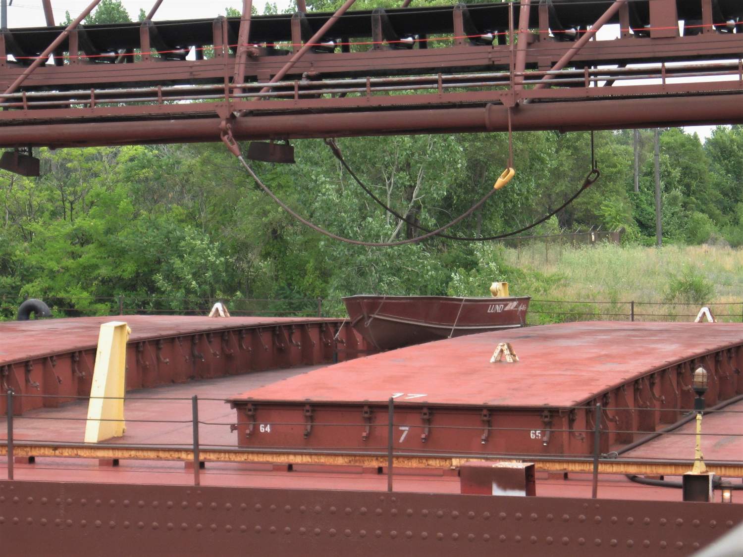 Solve Workboat by Hatch #7 jigsaw puzzle online with 88 pieces