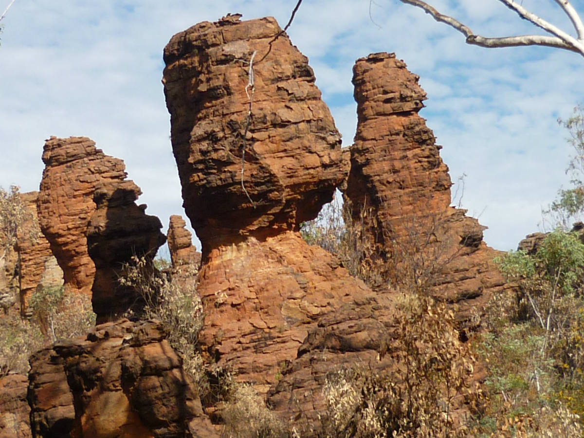Solve Outback Australia jigsaw puzzle online with 108 pieces