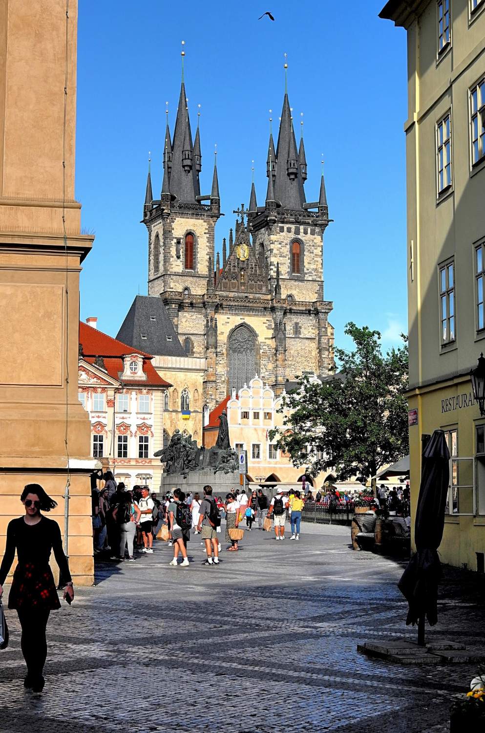 Solve Týnský chrám z náměstí Franze Kafky - Church of Our Lady before ...