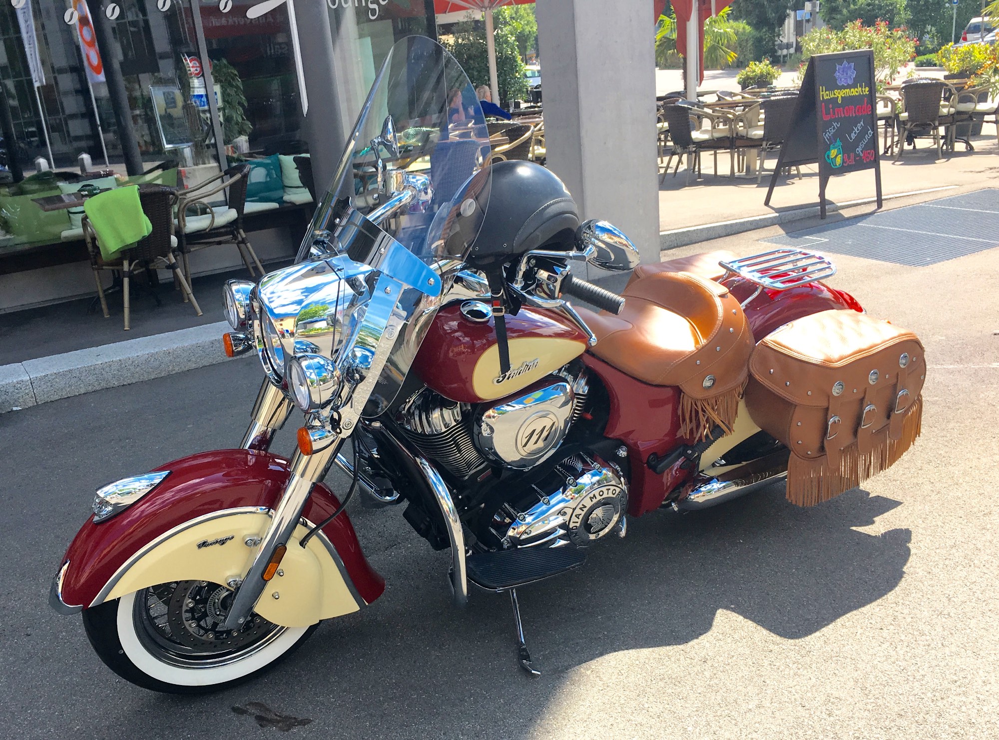 Jigsaw Puzzle | Indian Motorcycle | 88 pieces | Jigidi