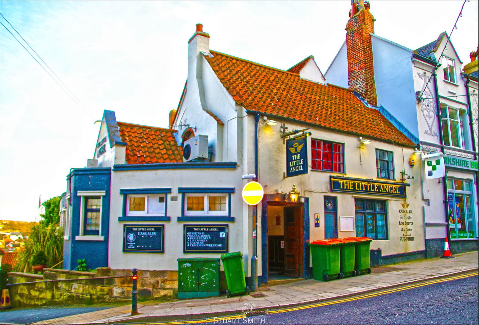 Solve The Little Angel. Whitby. Yorkshire. jigsaw puzzle online with ...