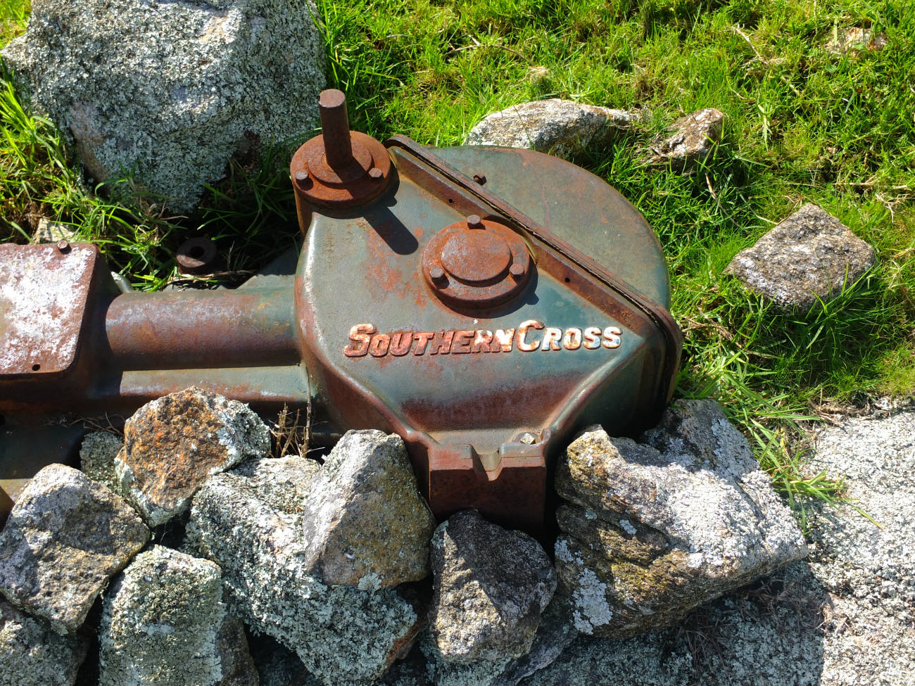 Solve Rock and Rust jigsaw puzzle online with 130 pieces