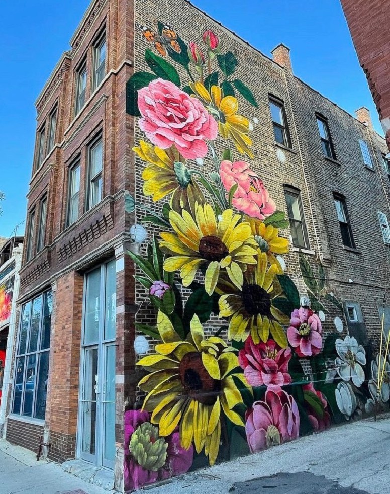 Solve A floral mural jigsaw puzzle online with 99 pieces