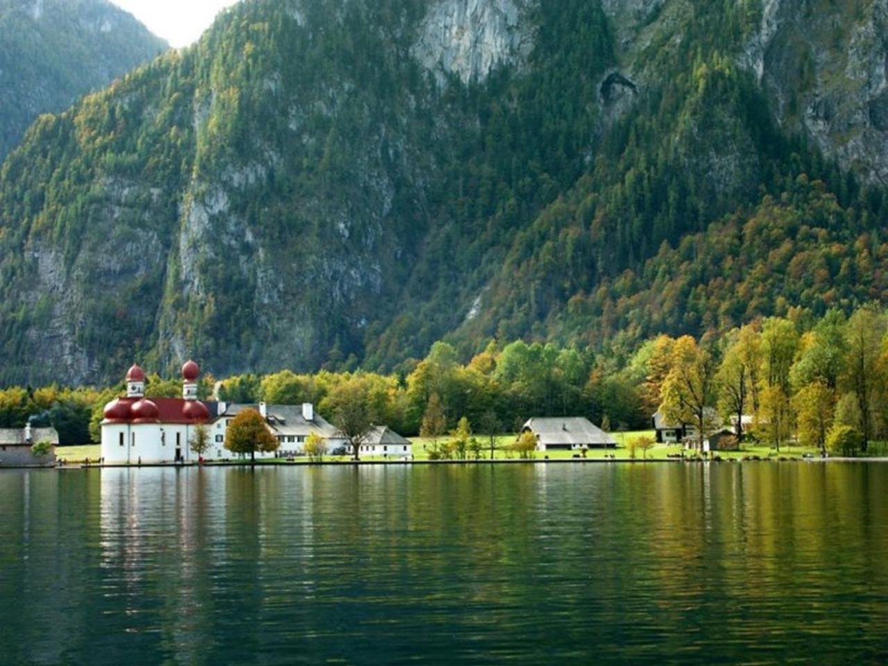 Solve lac 1 jigsaw puzzle online with 63 pieces