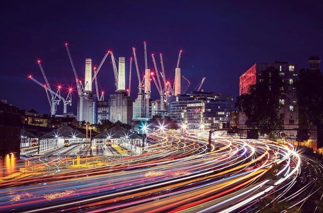 Solve City Lights jigsaw puzzle online with 216 pieces