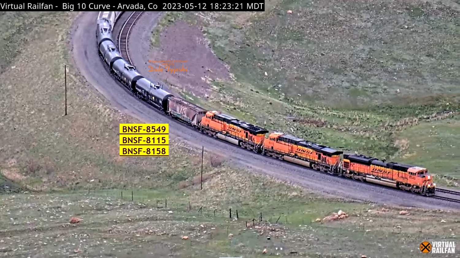 Solve BNSF-8549, BNSF-8115, & BNSF-8158 at Arvada,CO/USA jigsaw puzzle online with 45 pieces