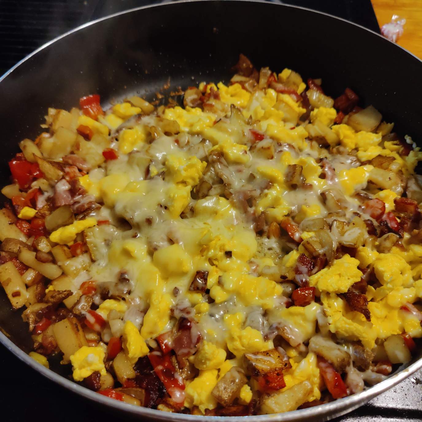 Solve Breakfast scramble jigsaw puzzle online with 121 pieces