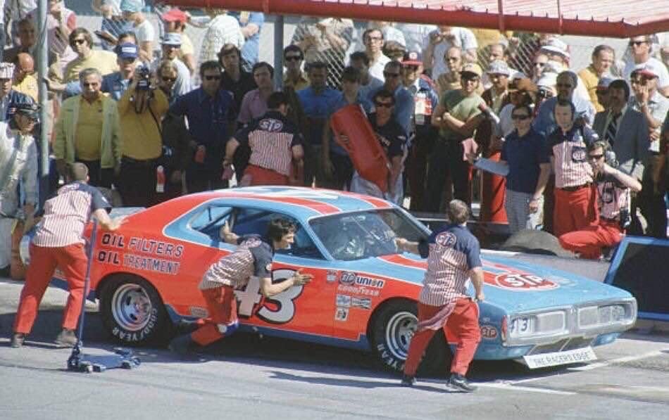 Solve Action In The Pits: Richard Petty's 1974 Dodge Charger jigsaw ...
