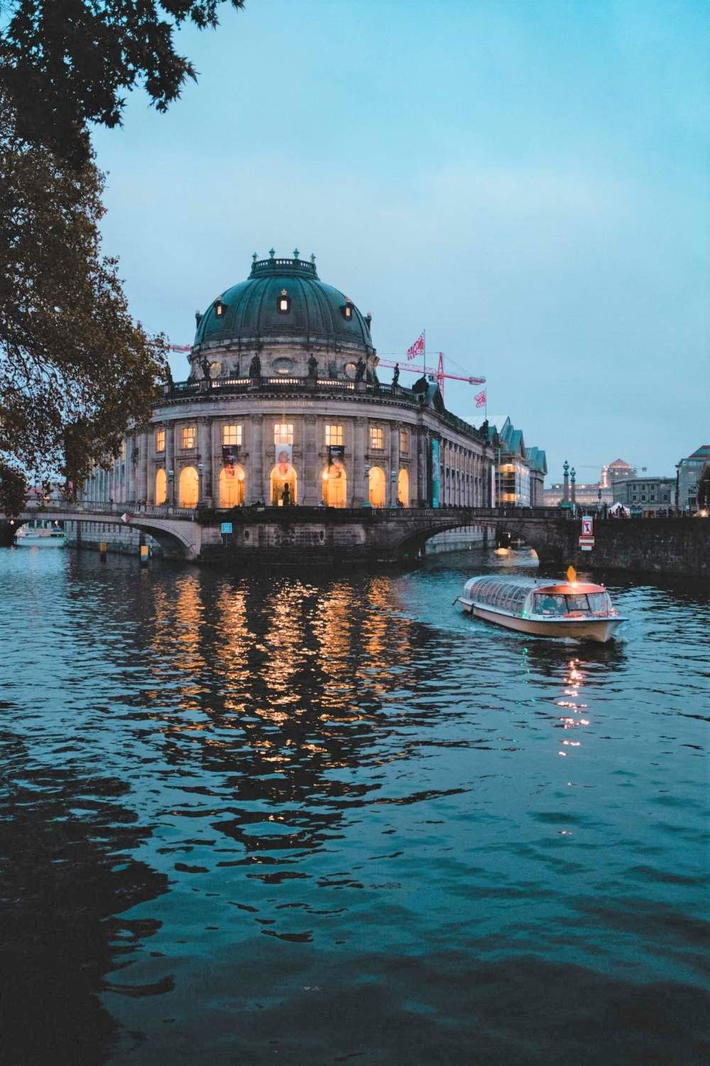 Solve Bode Museum, Berlin jigsaw puzzle online with 126 pieces