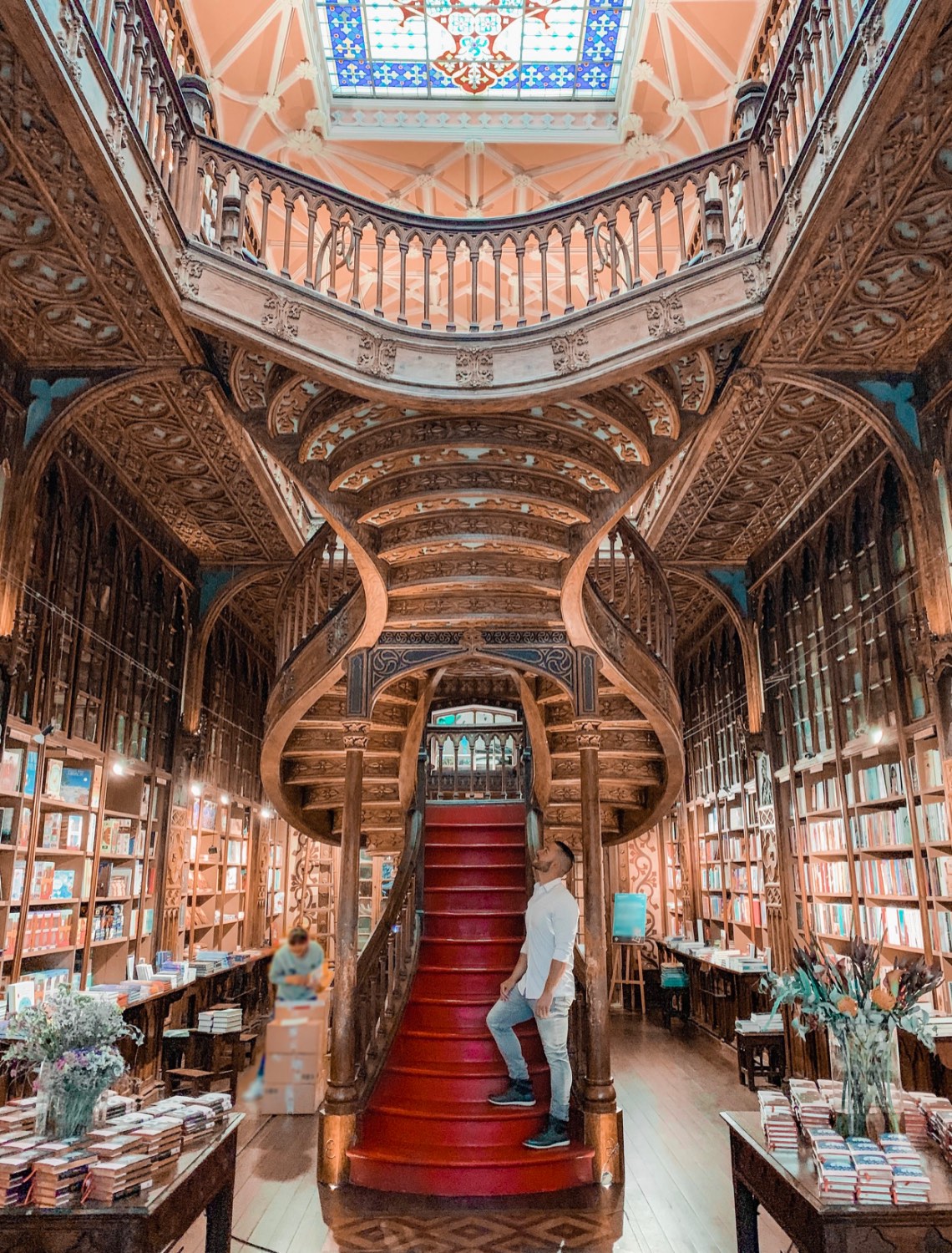 Solve Livraria Lello, Porto jigsaw puzzle online with 180 pieces