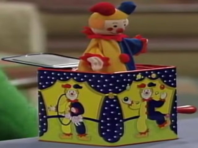 Solve jack box jigsaw puzzle online with 12 pieces