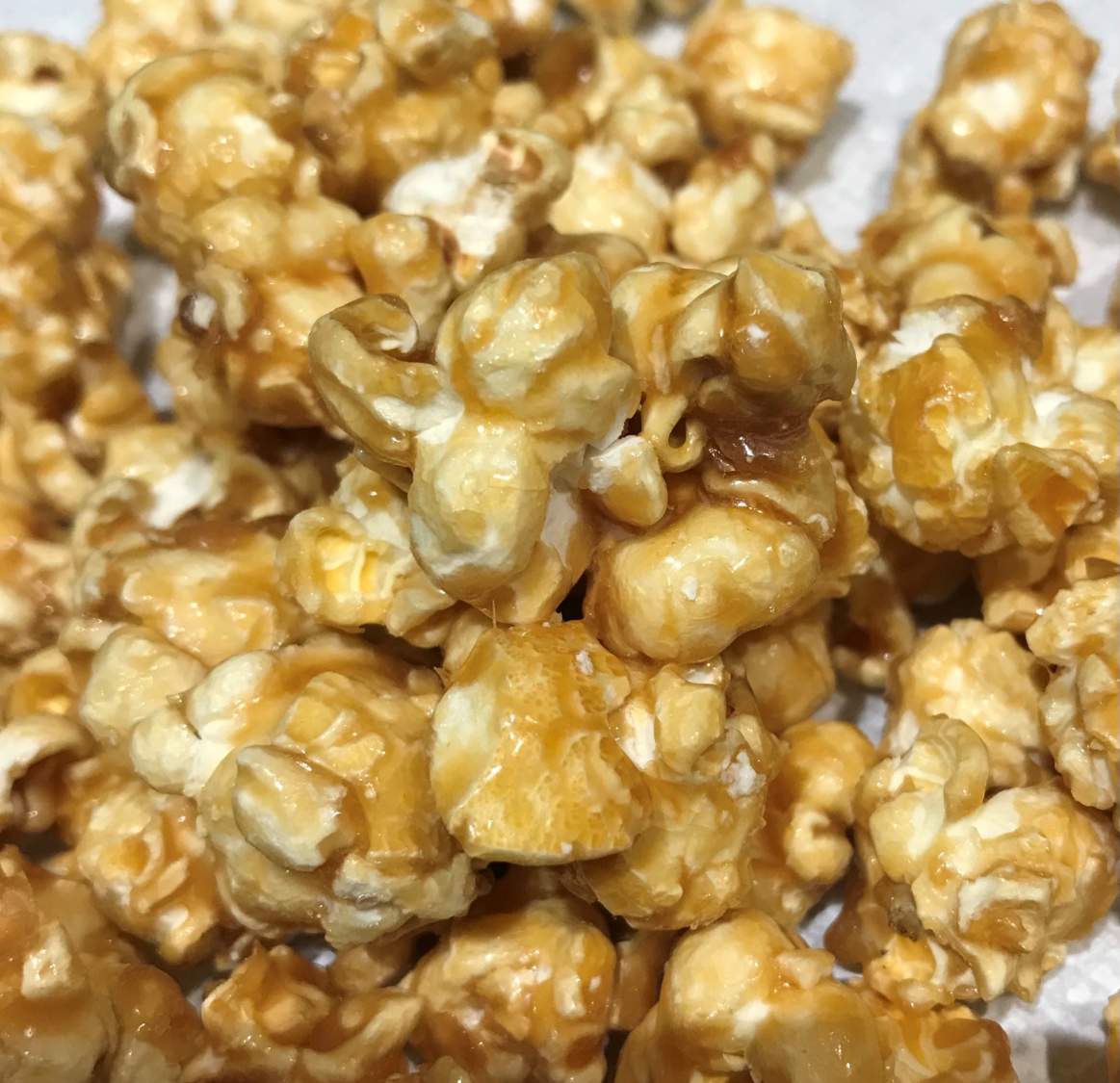 Solve Caramel Corn (medium) jigsaw puzzle online with 81 pieces