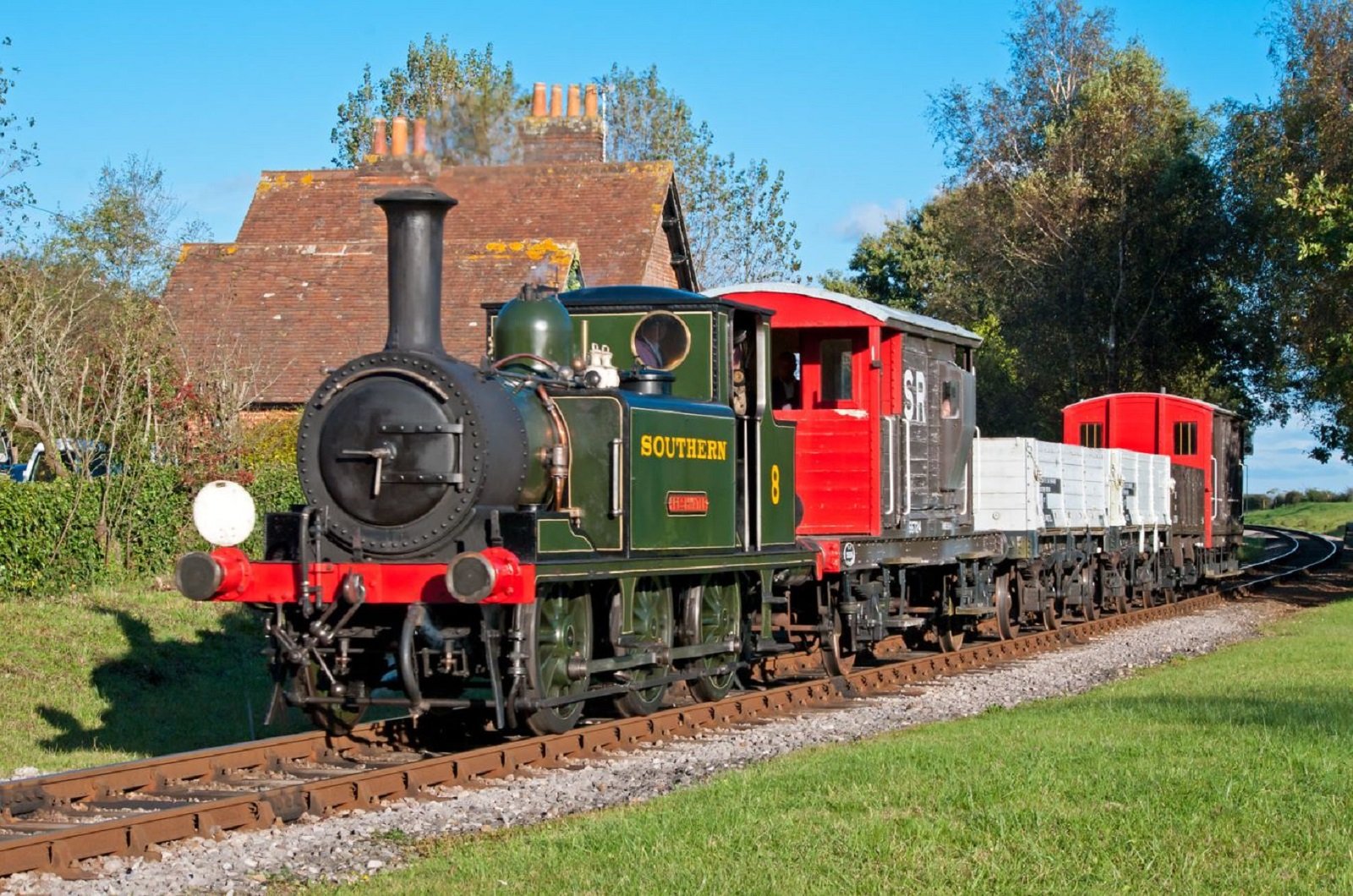 Solve I.O.W.R. A1X 'Terrier' Class 0-6-0T W8 Freshwater. jigsaw puzzle ...
