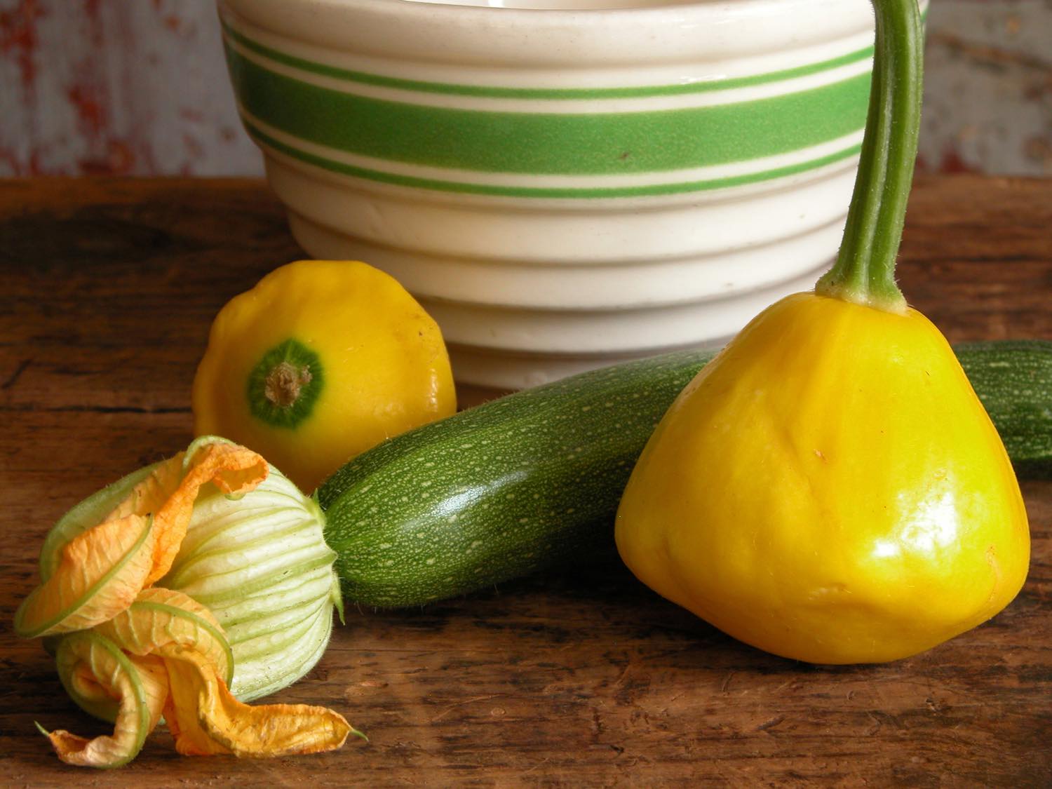 Solve Summer Squash jigsaw puzzle online with 70 pieces