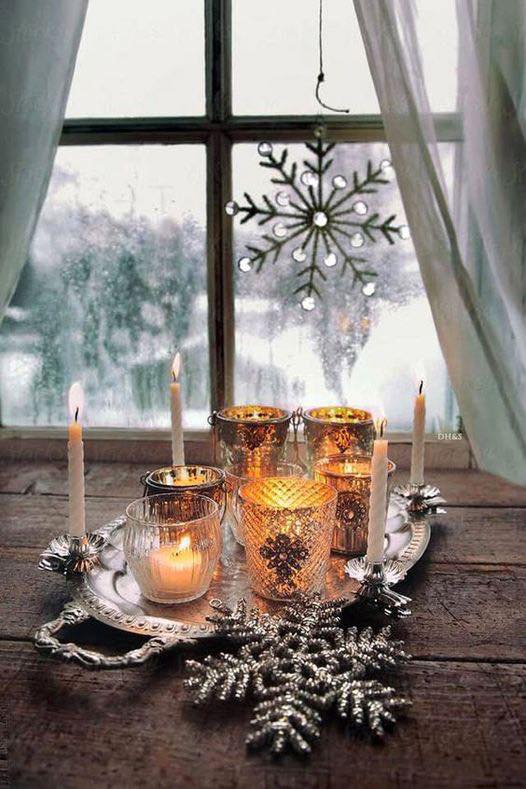 Solve Theme - Holiday Magic jigsaw puzzle online with 117 pieces