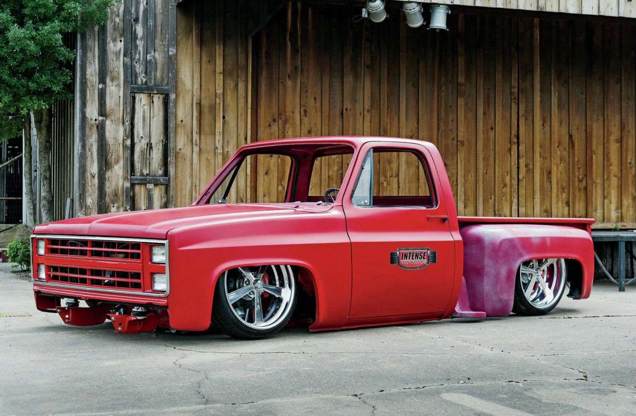 Solve 1982 Chevrolet C10 pickup jigsaw puzzle online with 117 pieces