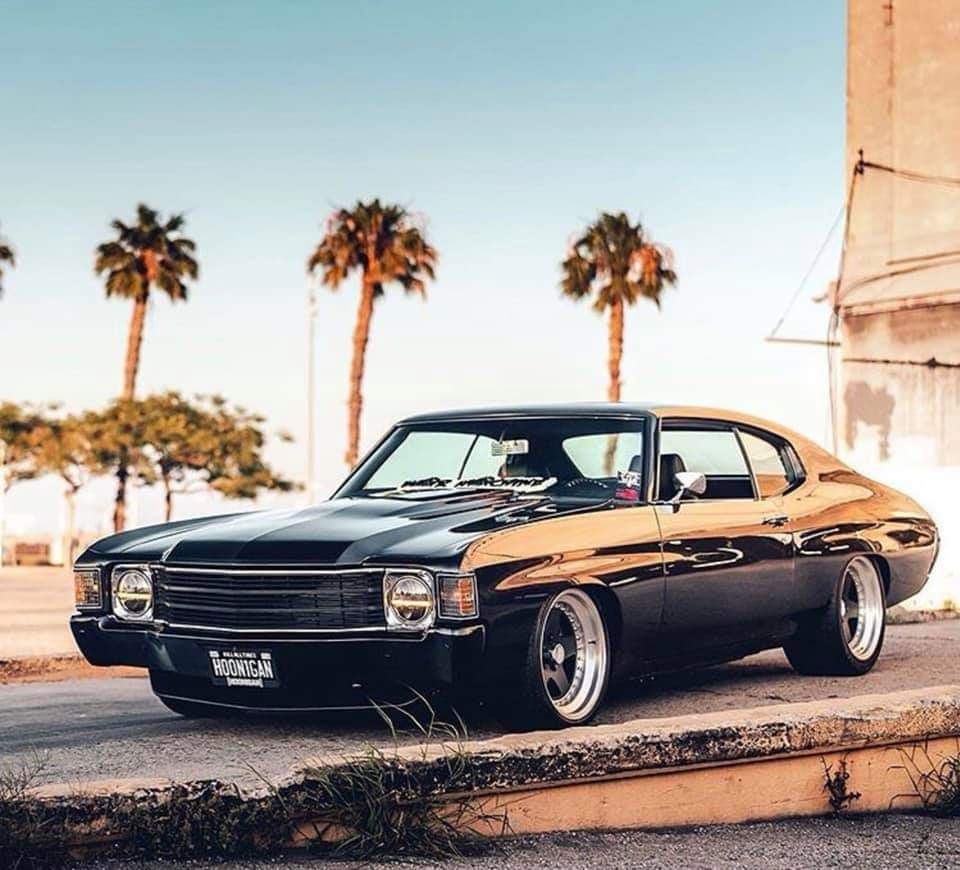 Solve chevelle jigsaw puzzle online with 240 pieces