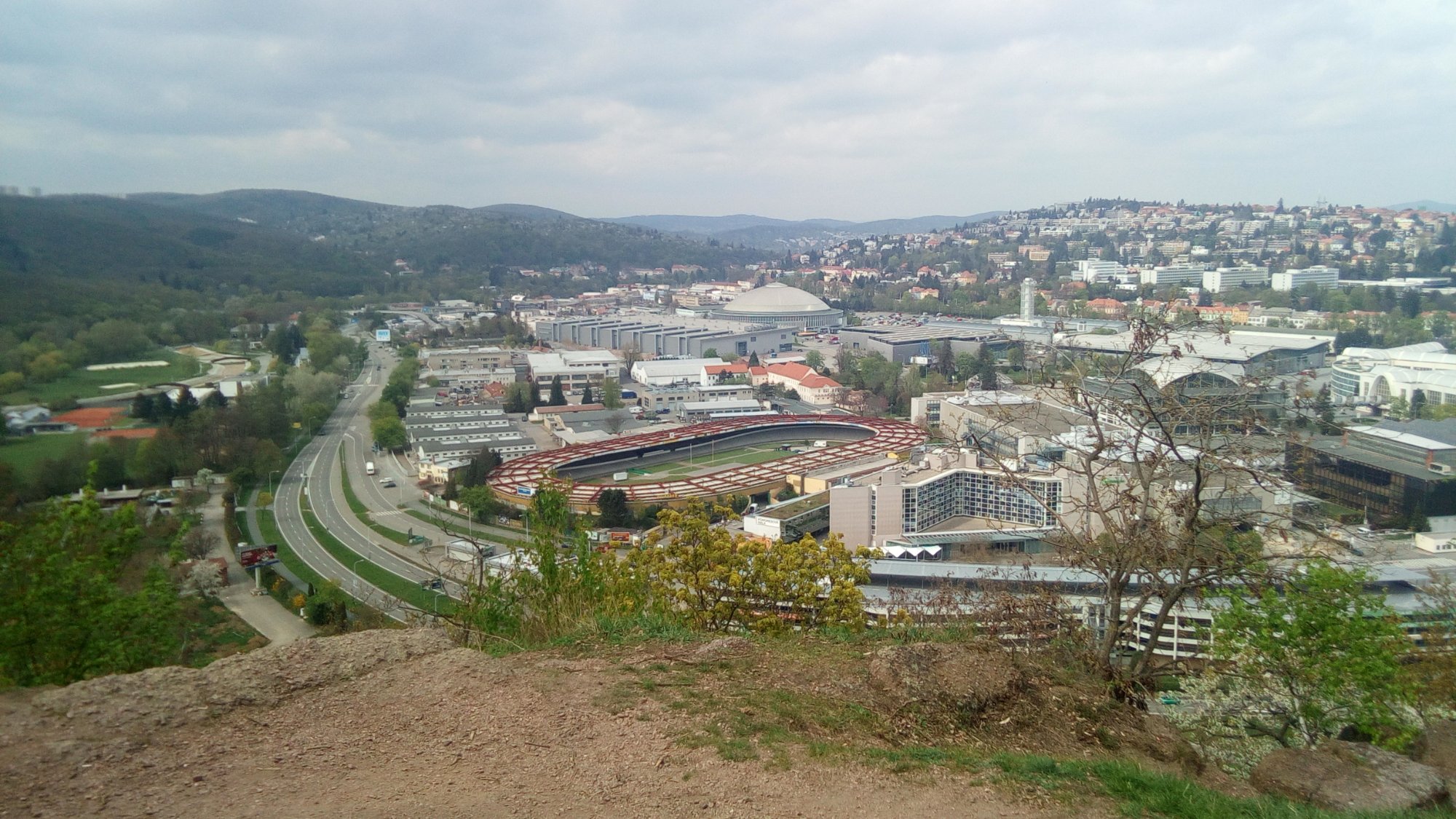 Solve BVV - Veletrhy Brno jigsaw puzzle online with 60 pieces