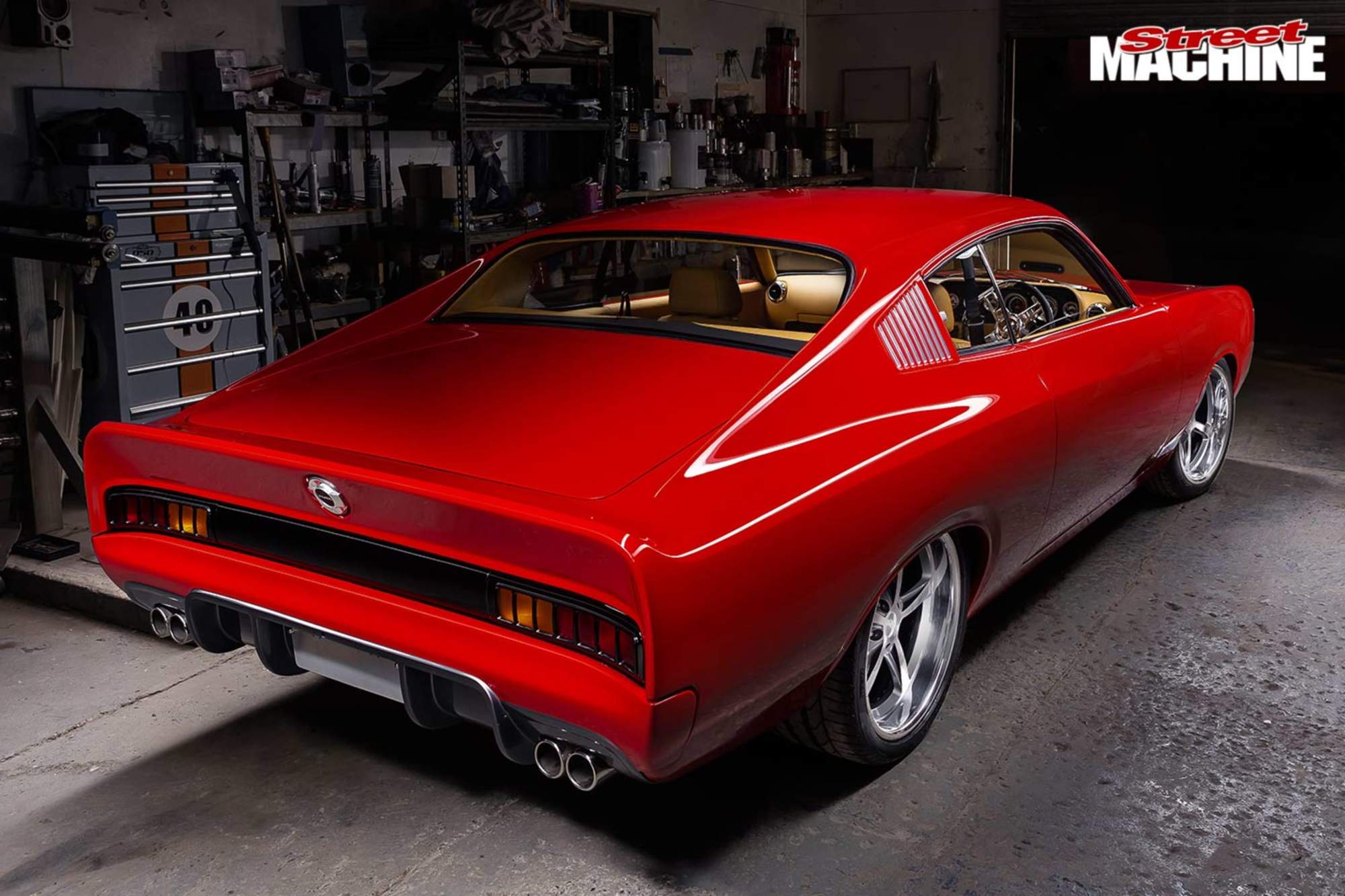 Solve Chrysler VH Valiant Charger_03 jigsaw puzzle online with 600 pieces