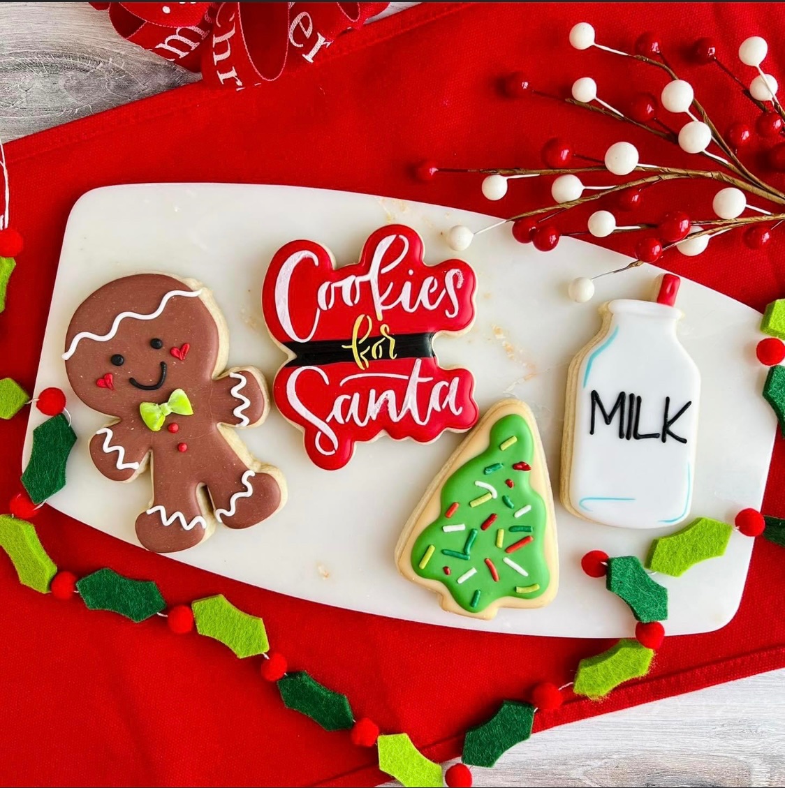 Solve Christmas cookies jigsaw puzzle online with 342 pieces