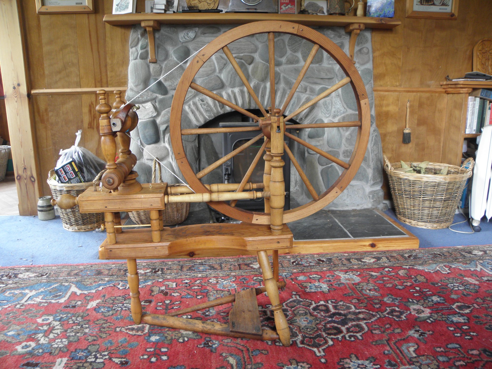 Solve Spinning wheel jigsaw puzzle online with 108 pieces