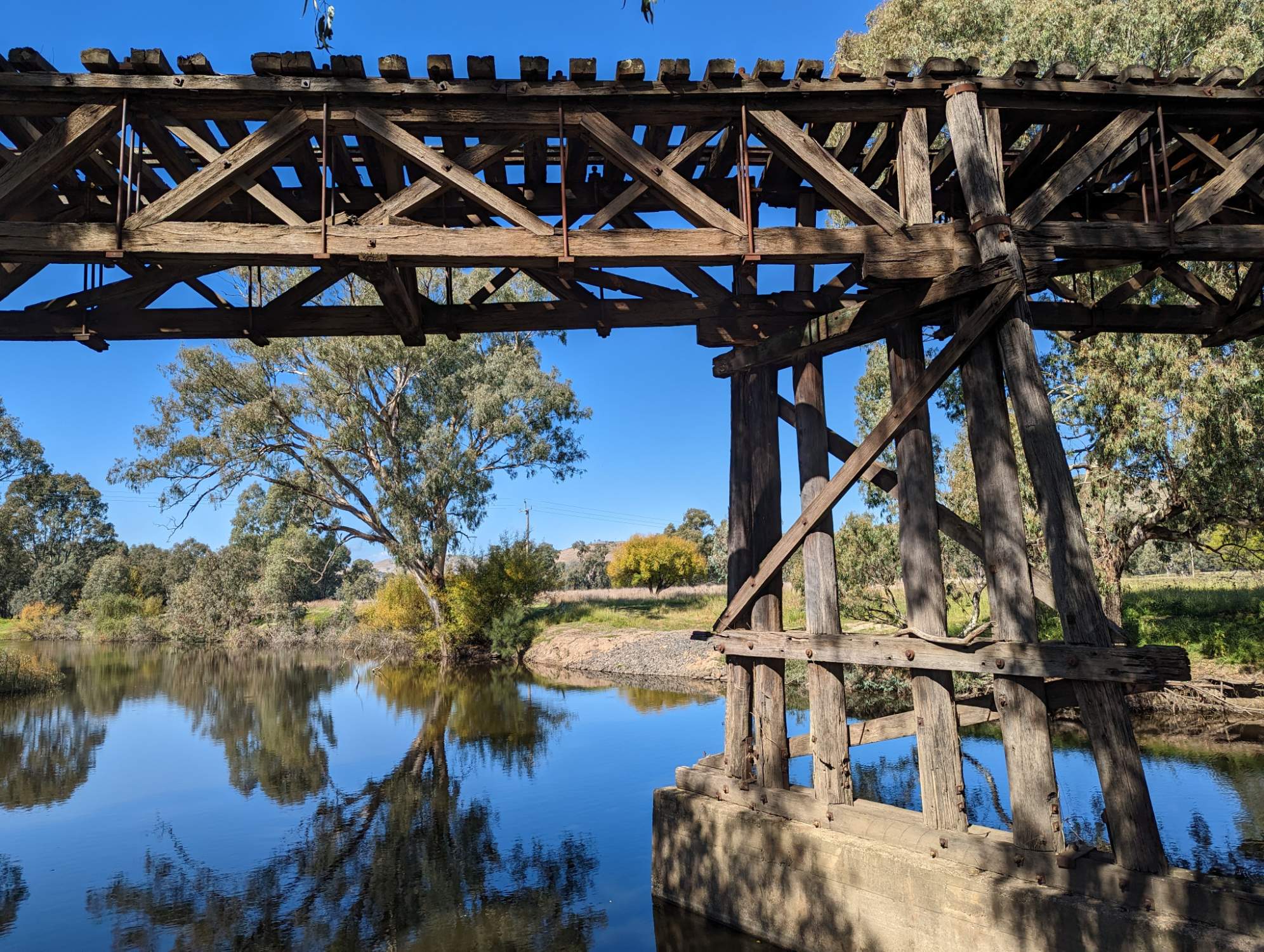 Solve bridge jigsaw puzzle online with 336 pieces