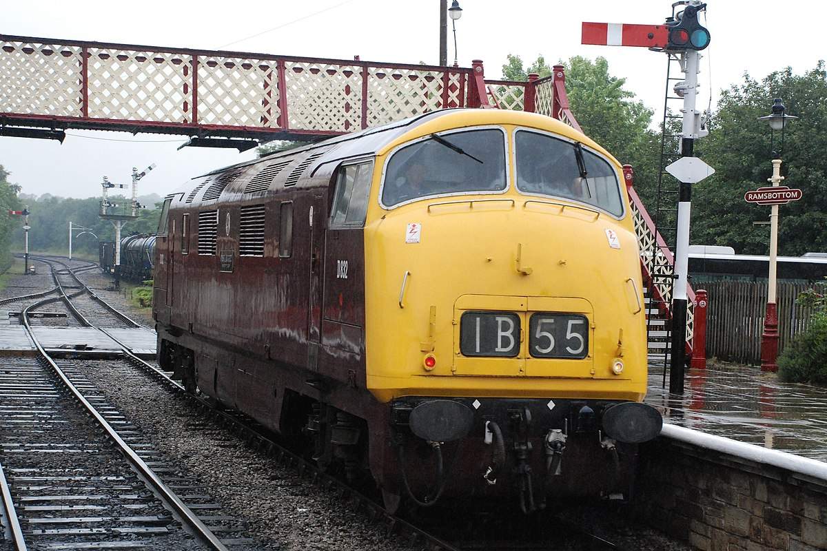 Solve BR Diesel Hydraulic Class 42 Warship D832 Onslaught. jigsaw ...