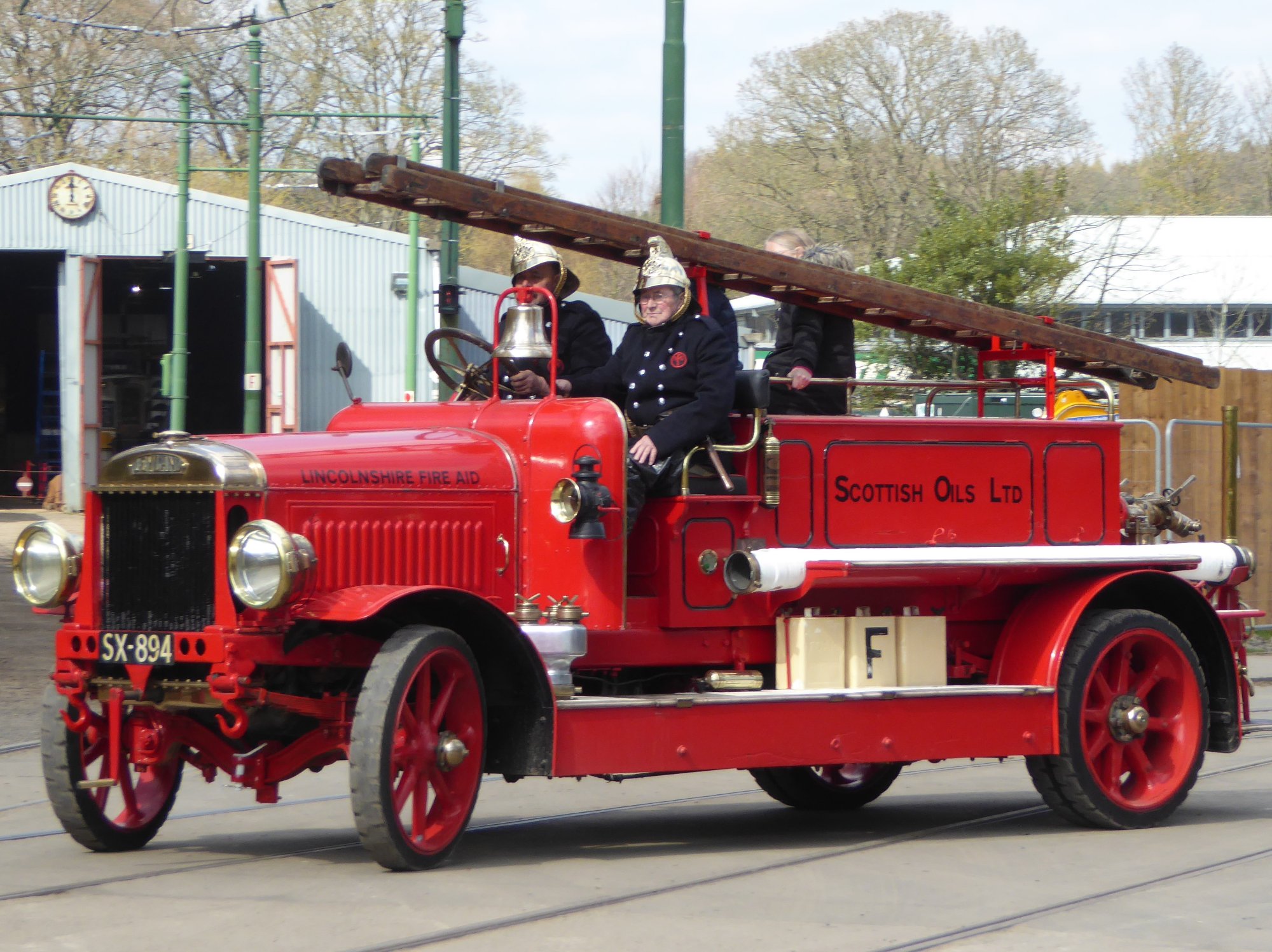 Jigsaw Puzzle | 108 pieces | 1920 Leyland Cub Fire Tender | Jigidi